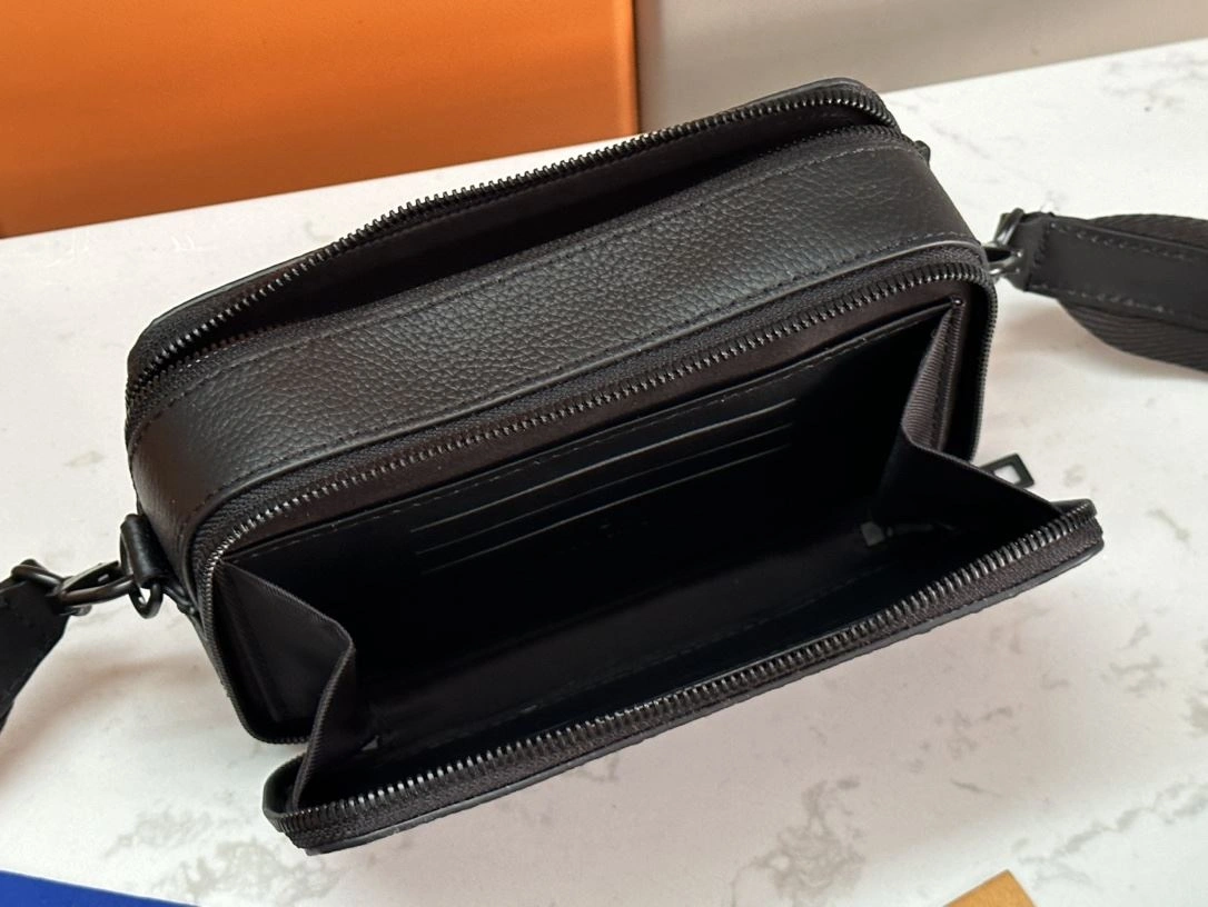 Economical Mens Louis Vuitton Satchel Bags