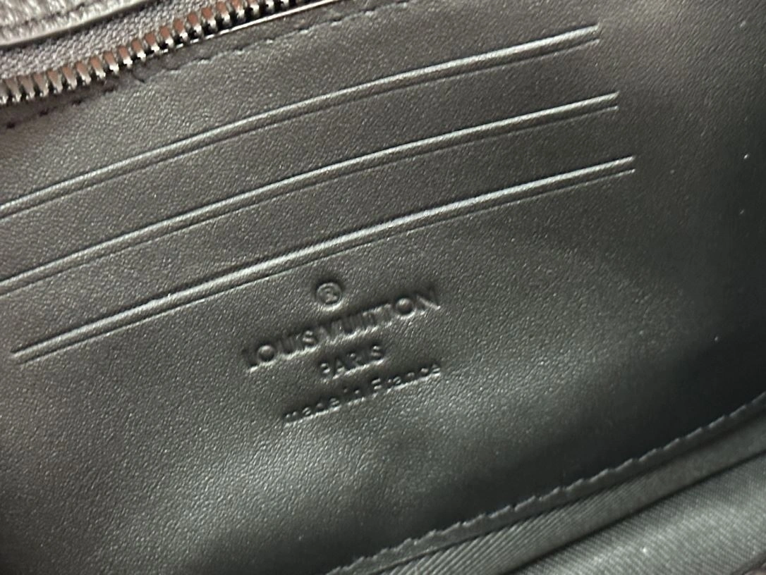 Economical Mens Louis Vuitton Satchel Bags