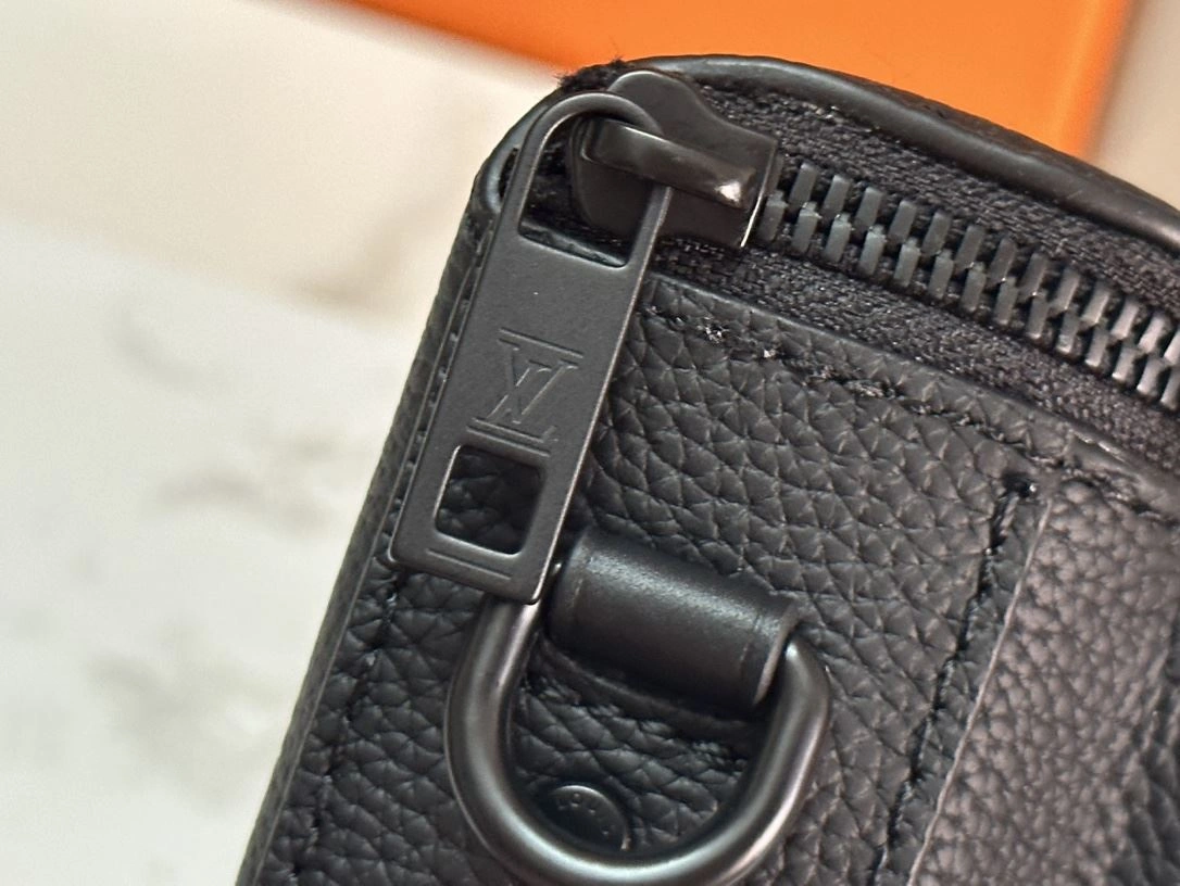 Top match Mens Louis Vuitton Satchel Bags
