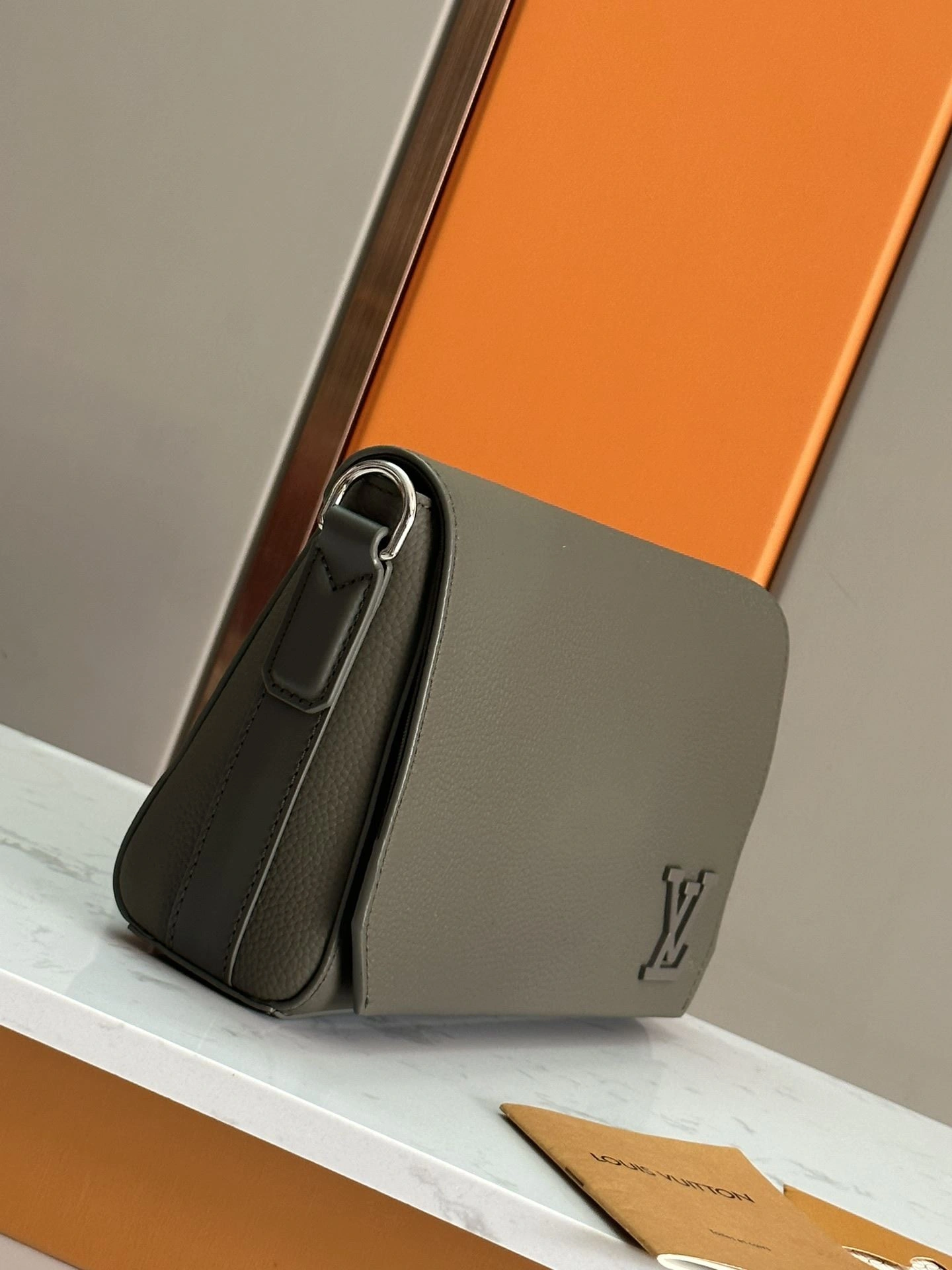 Low-cost Mens Louis Vuitton Satchel Bags