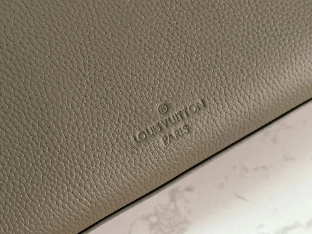 Low-cost Mens Louis Vuitton Satchel Bags