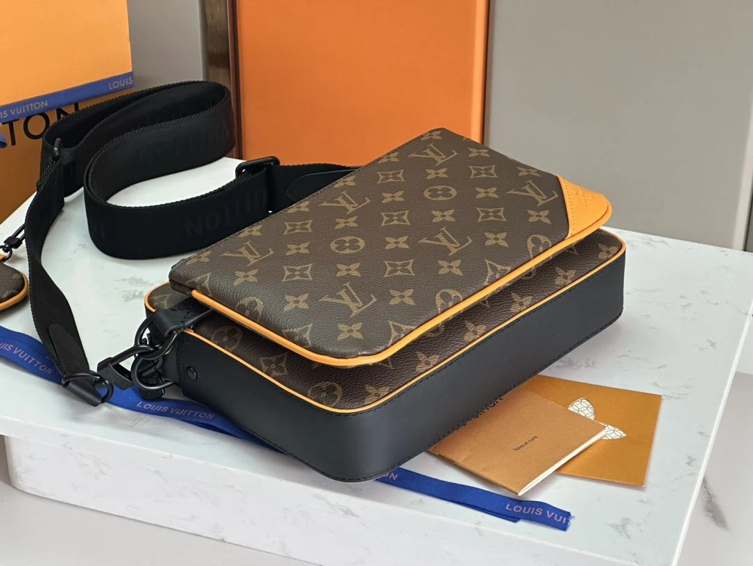 Mirror quality Mens Louis Vuitton Satchel Bags