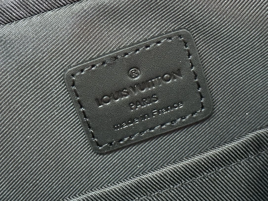 Mirror quality Mens Louis Vuitton Satchel Bags