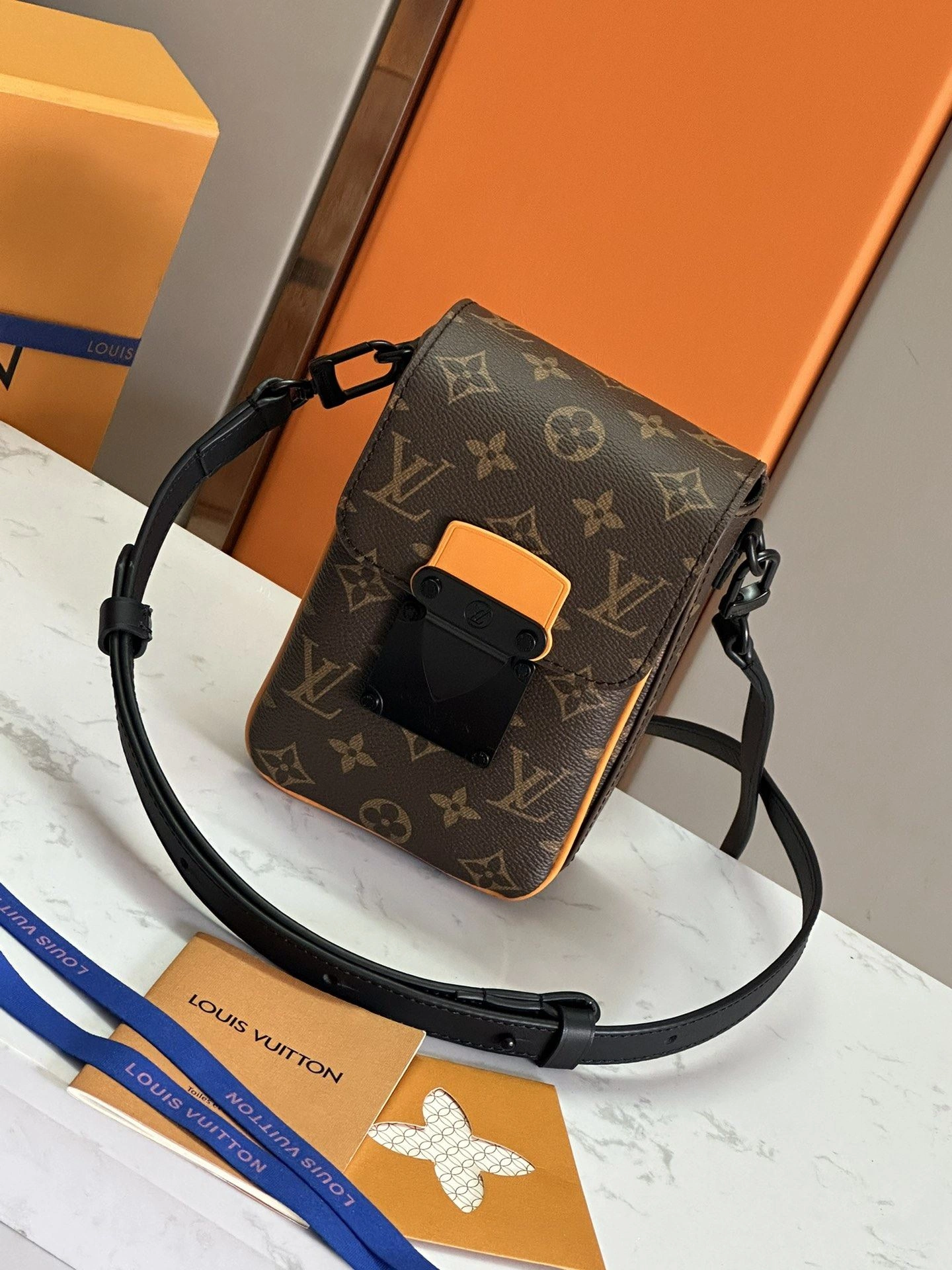 Mens Louis Vuitton Satchel Bags