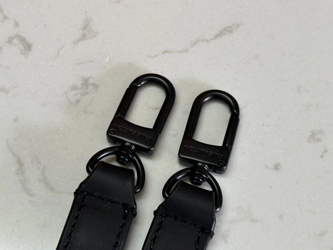 Perfect replica Mens Louis Vuitton Satchel Bags