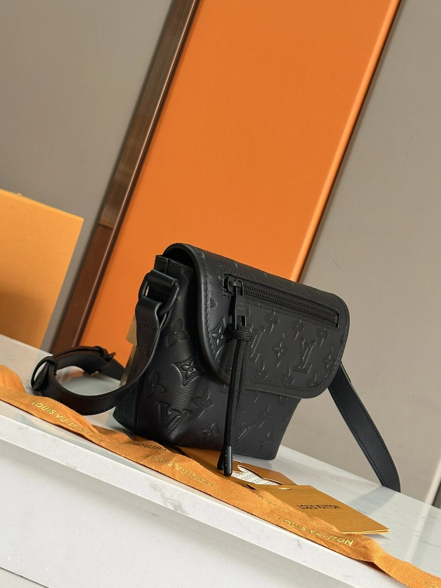 Top mirror Mens Louis Vuitton Satchel Bags