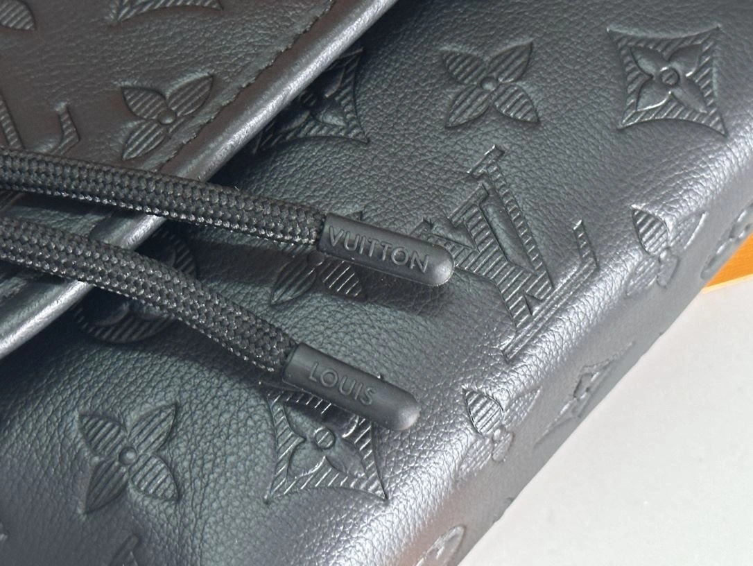 Top mirror Mens Louis Vuitton Satchel Bags