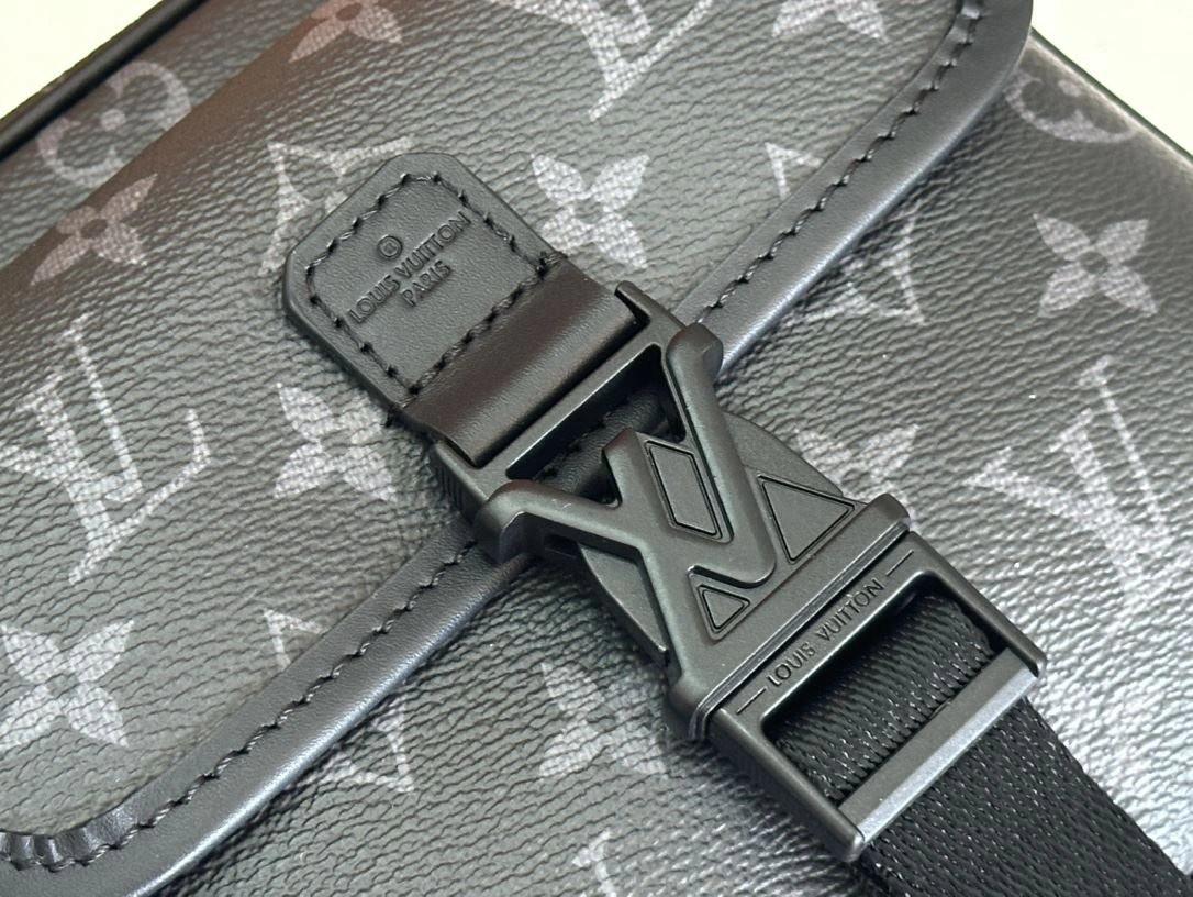 Perfect replica Mens Louis Vuitton Satchel Bags