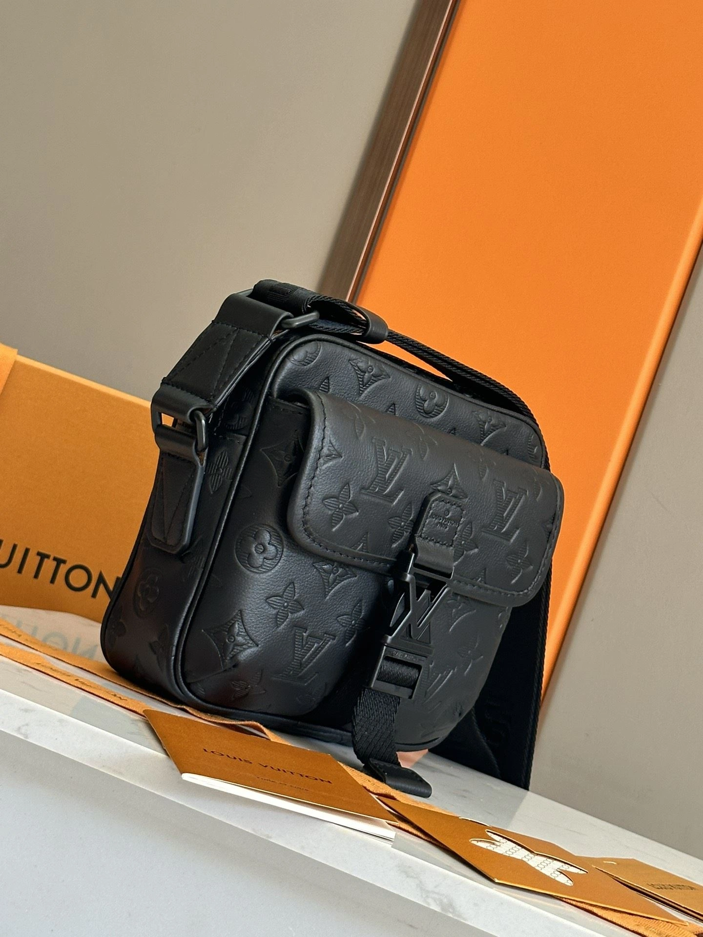 Brand-original Mens Louis Vuitton Satchel Bags