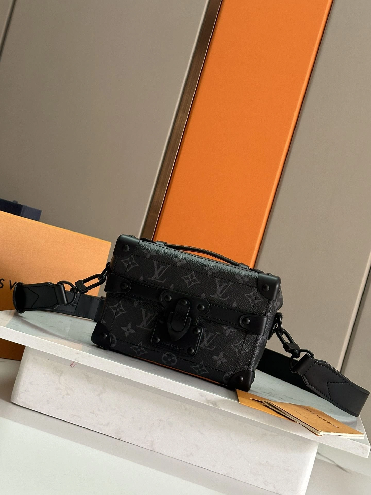 Mens Louis Vuitton Satchel Bags