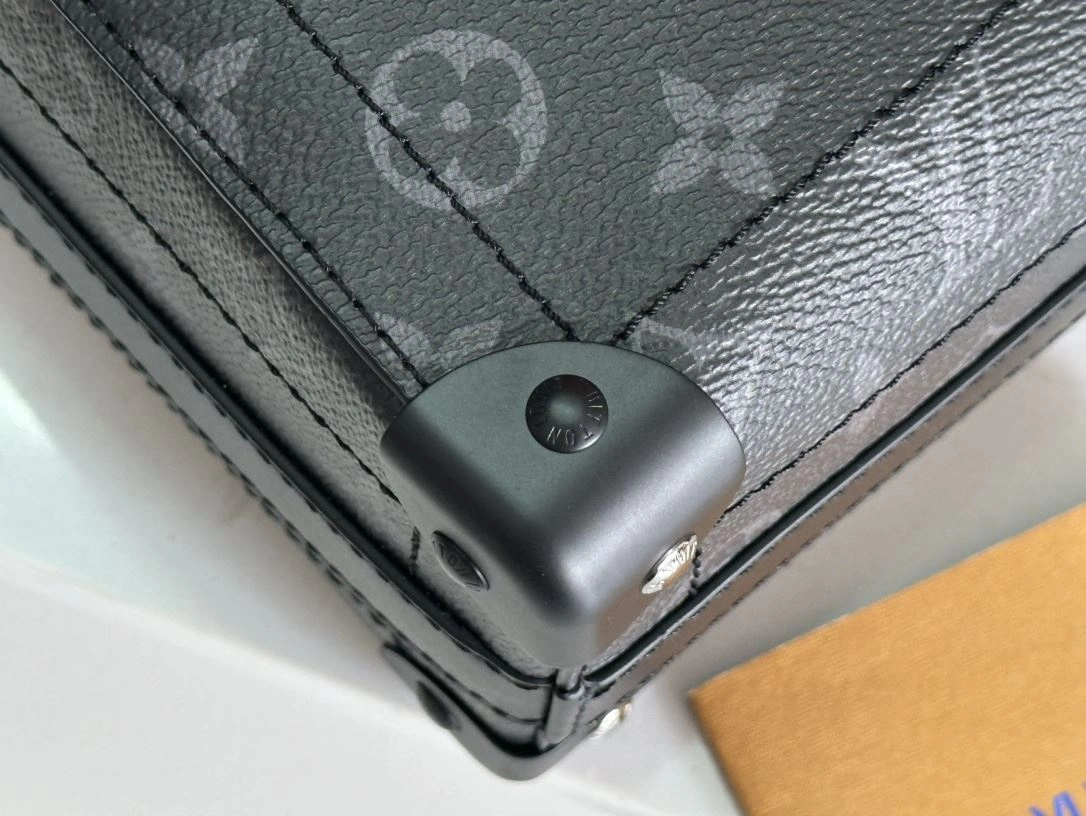 Real Mens Louis Vuitton Satchel Bags
