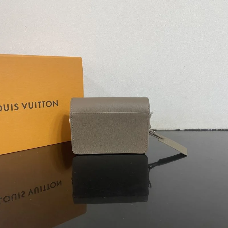 Budget-friendly Mens Louis Vuitton Satchel Bags