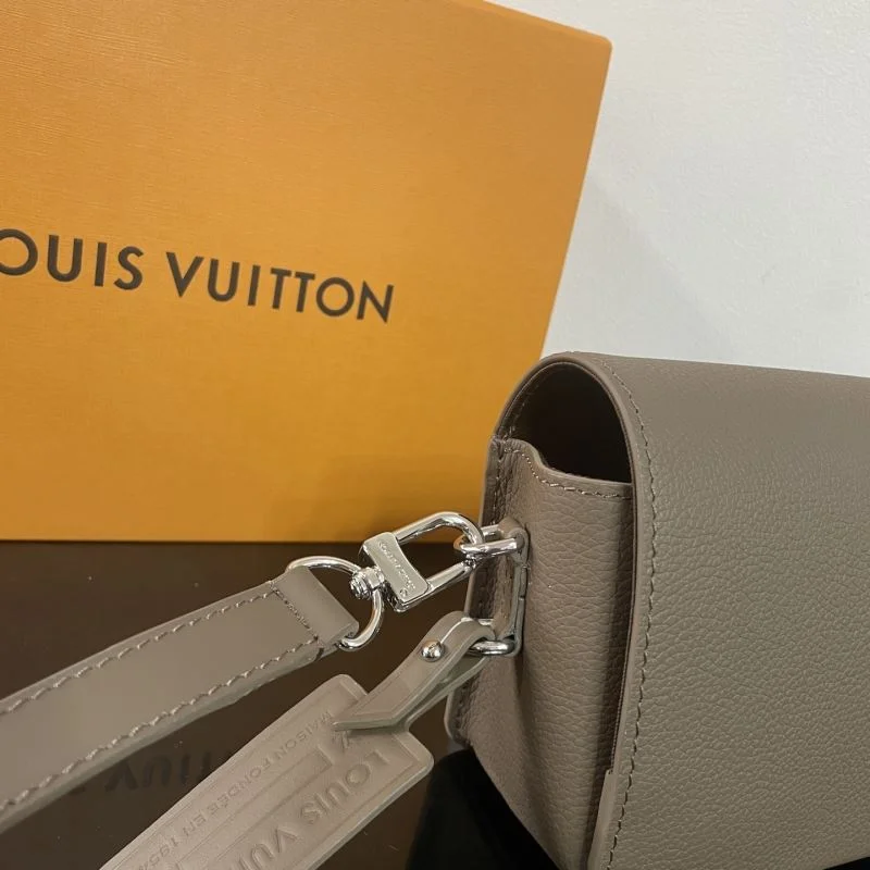 Budget-friendly Mens Louis Vuitton Satchel Bags