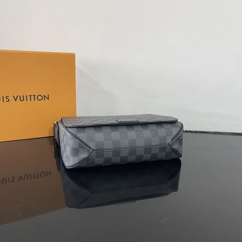 Value-priced Mens Louis Vuitton Satchel Bags
