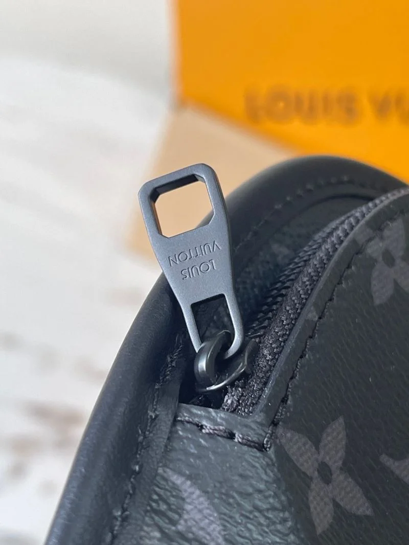 Brand-authenticated Mens Louis Vuitton Satchel Bags