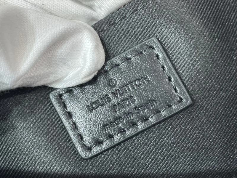 Value-priced Mens Louis Vuitton Satchel Bags