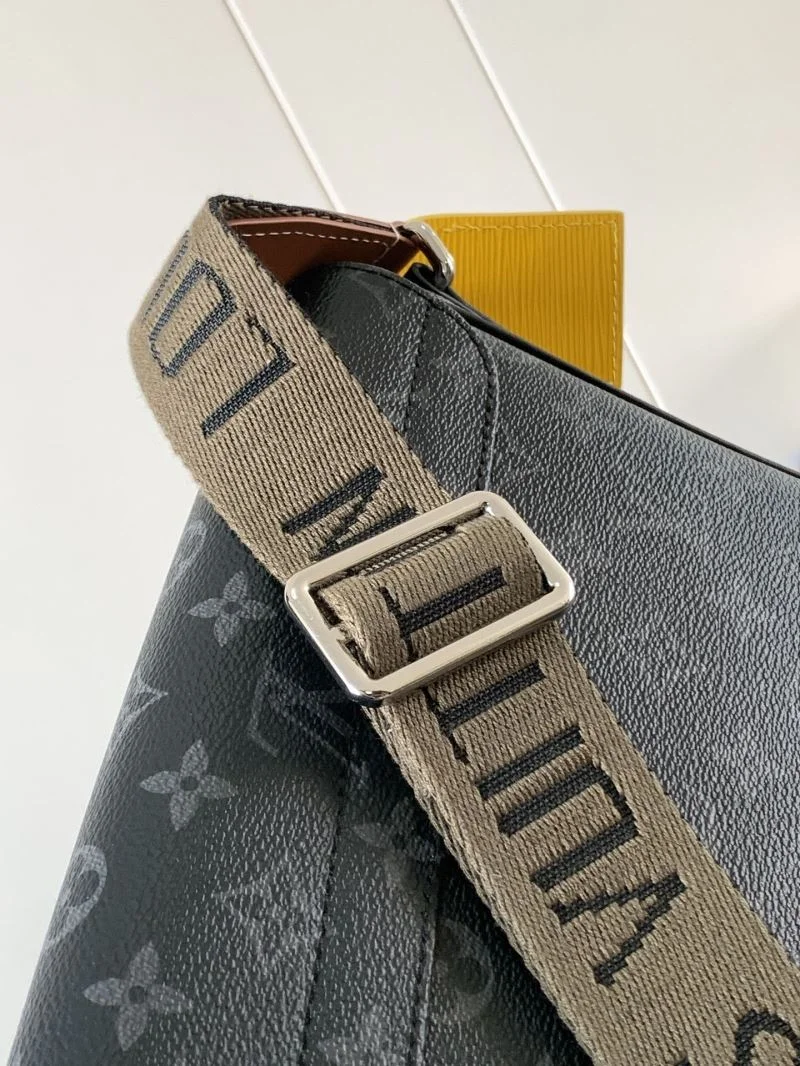 High fidelity Mens Louis Vuitton Satchel Bags