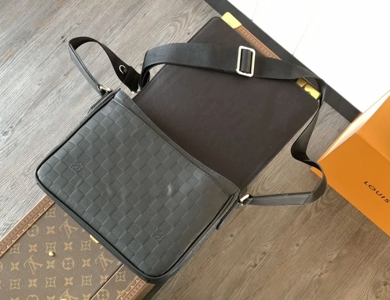 Reasonably priced Mens Louis Vuitton Satchel Bags