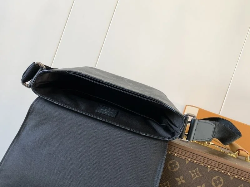 Precise copy Mens Louis Vuitton Satchel Bags