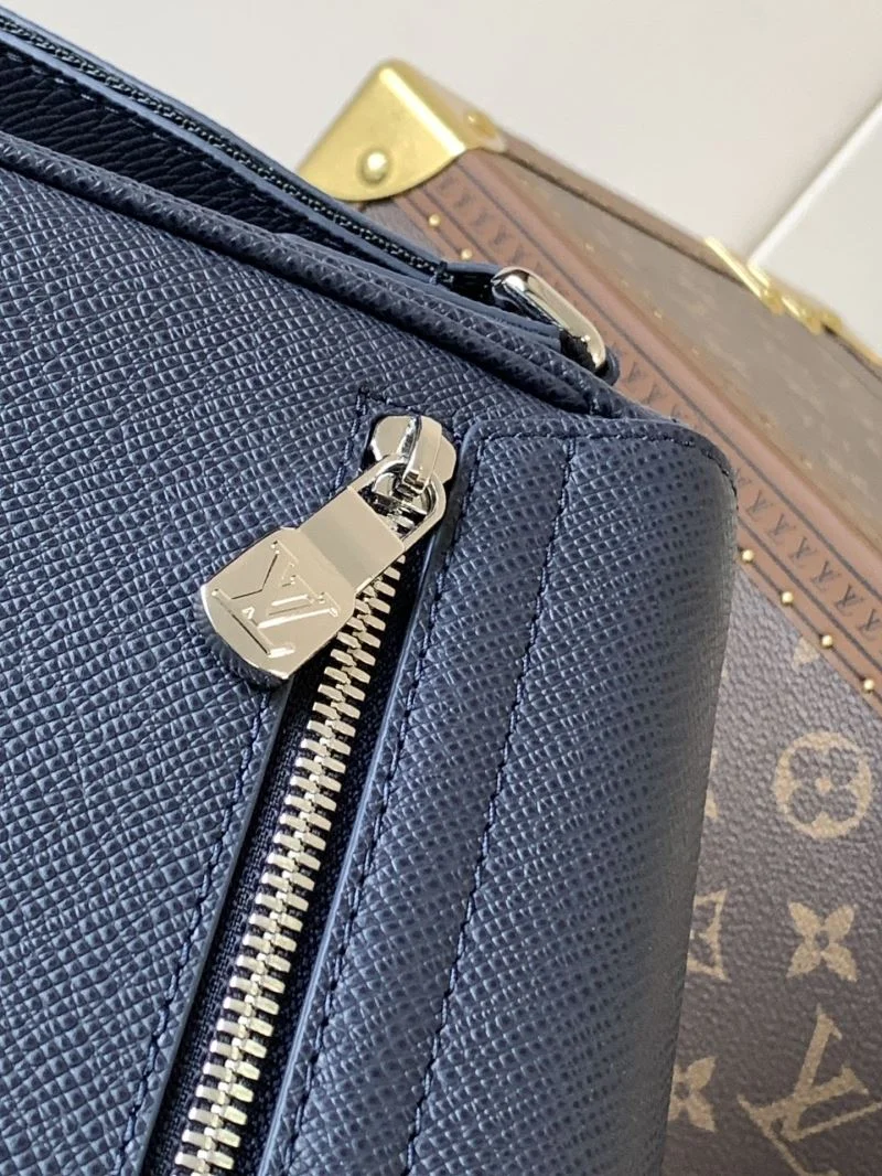 Budget-friendly Mens Louis Vuitton Satchel Bags
