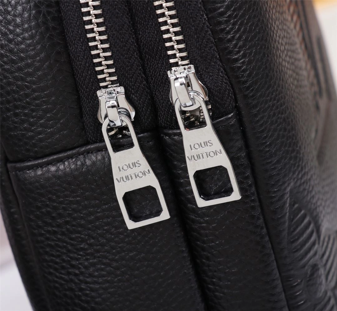 Brand-authenticated Mens Louis Vuitton Waist Chest Packs