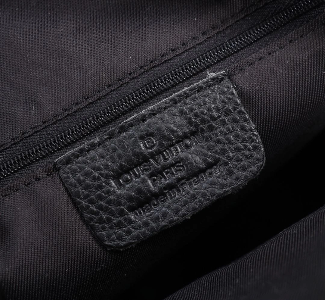 Brand-authenticated Mens Louis Vuitton Waist Chest Packs