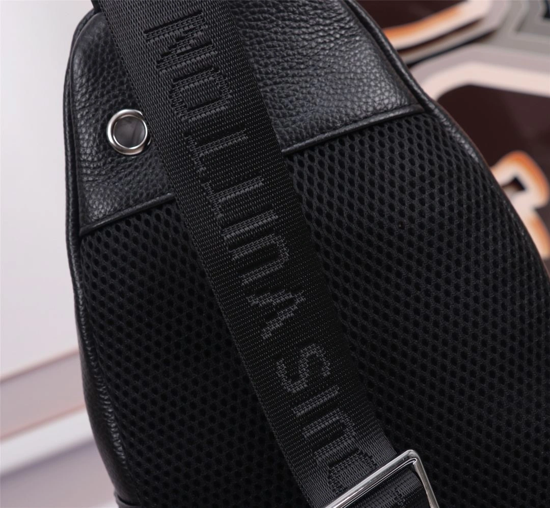 Top match Mens Louis Vuitton Waist Chest Packs