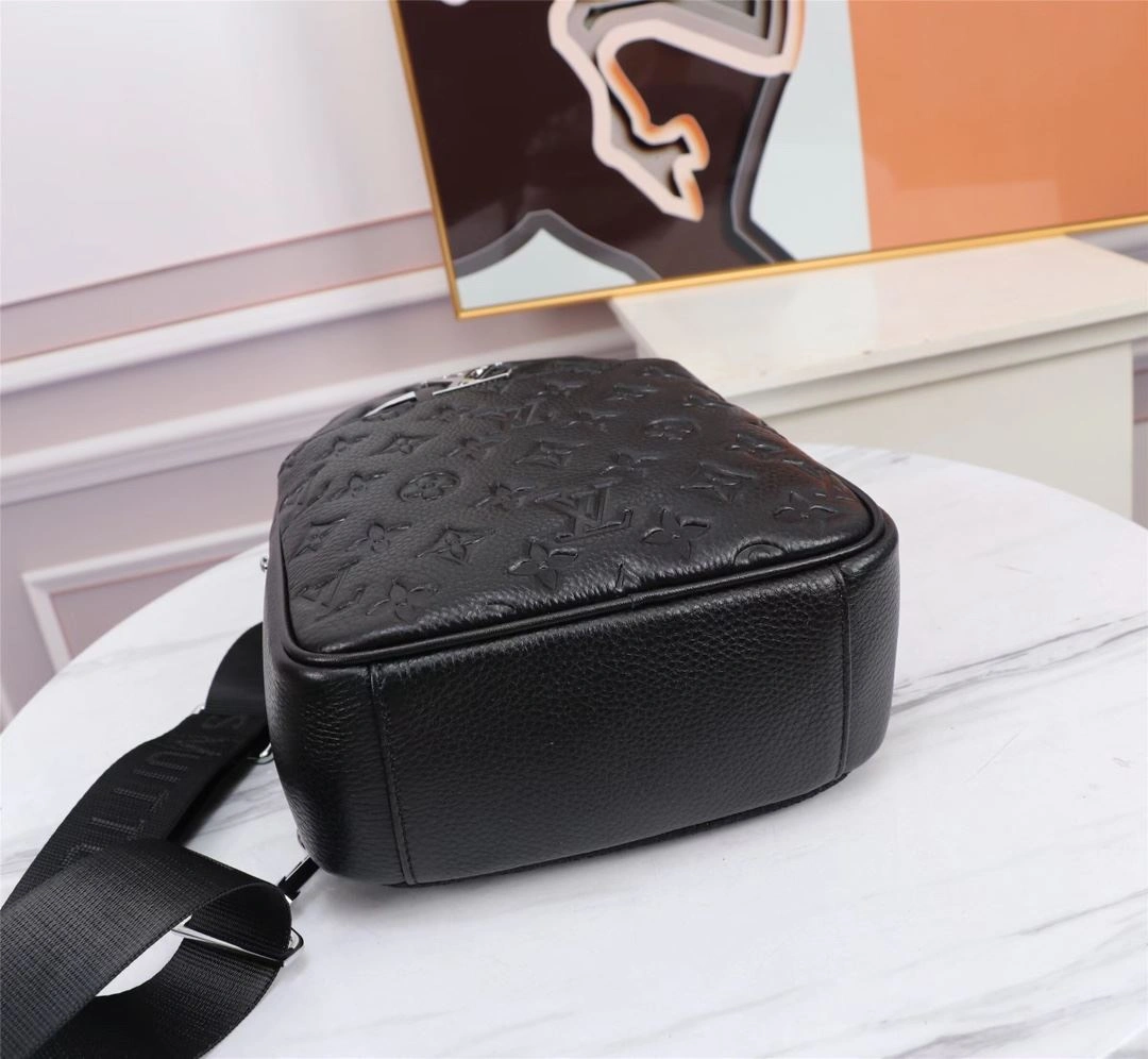 Top match Mens Louis Vuitton Waist Chest Packs