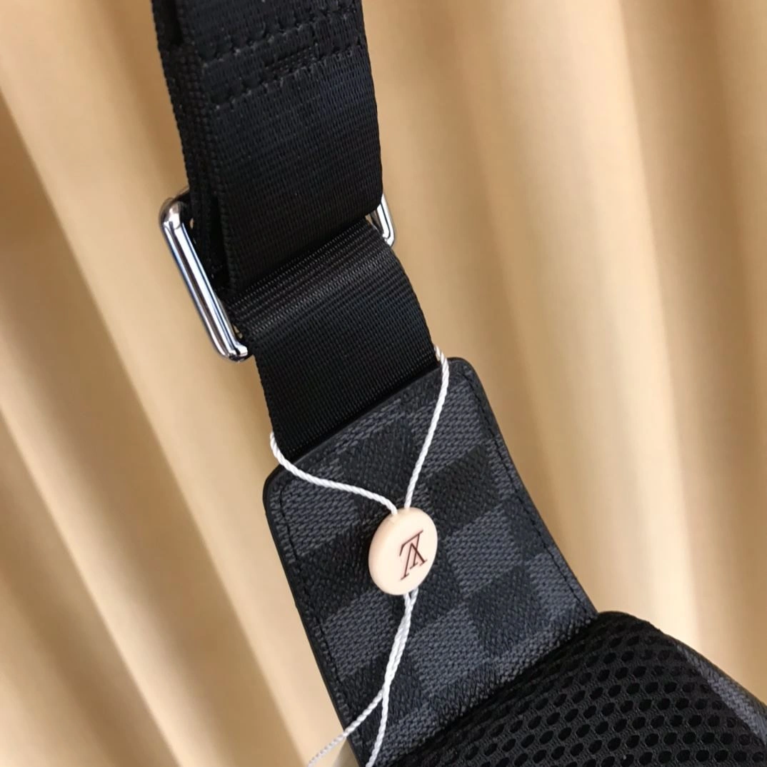 Top match Mens Louis Vuitton Waist Chest Packs