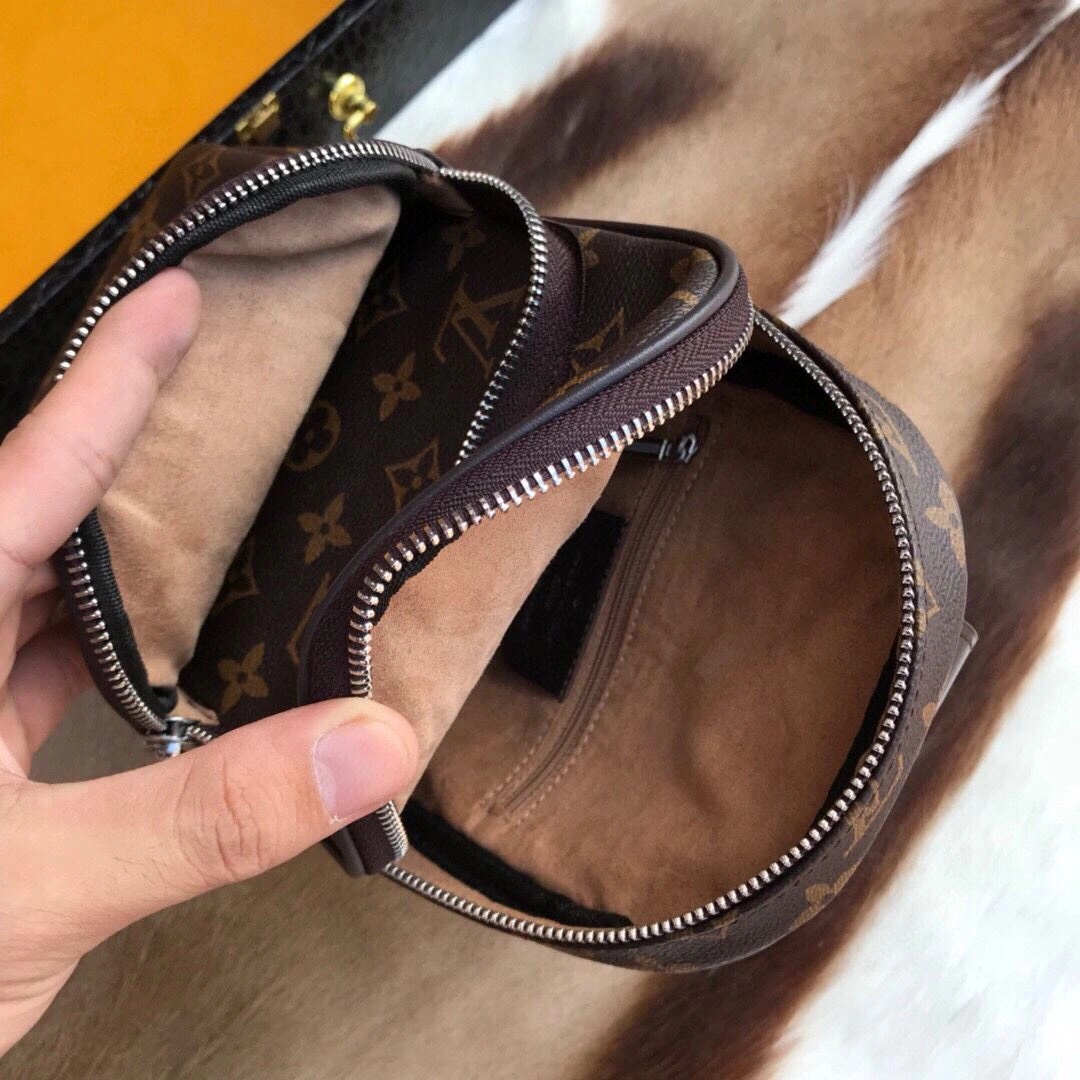 Economical Mens Louis Vuitton Waist Chest Packs
