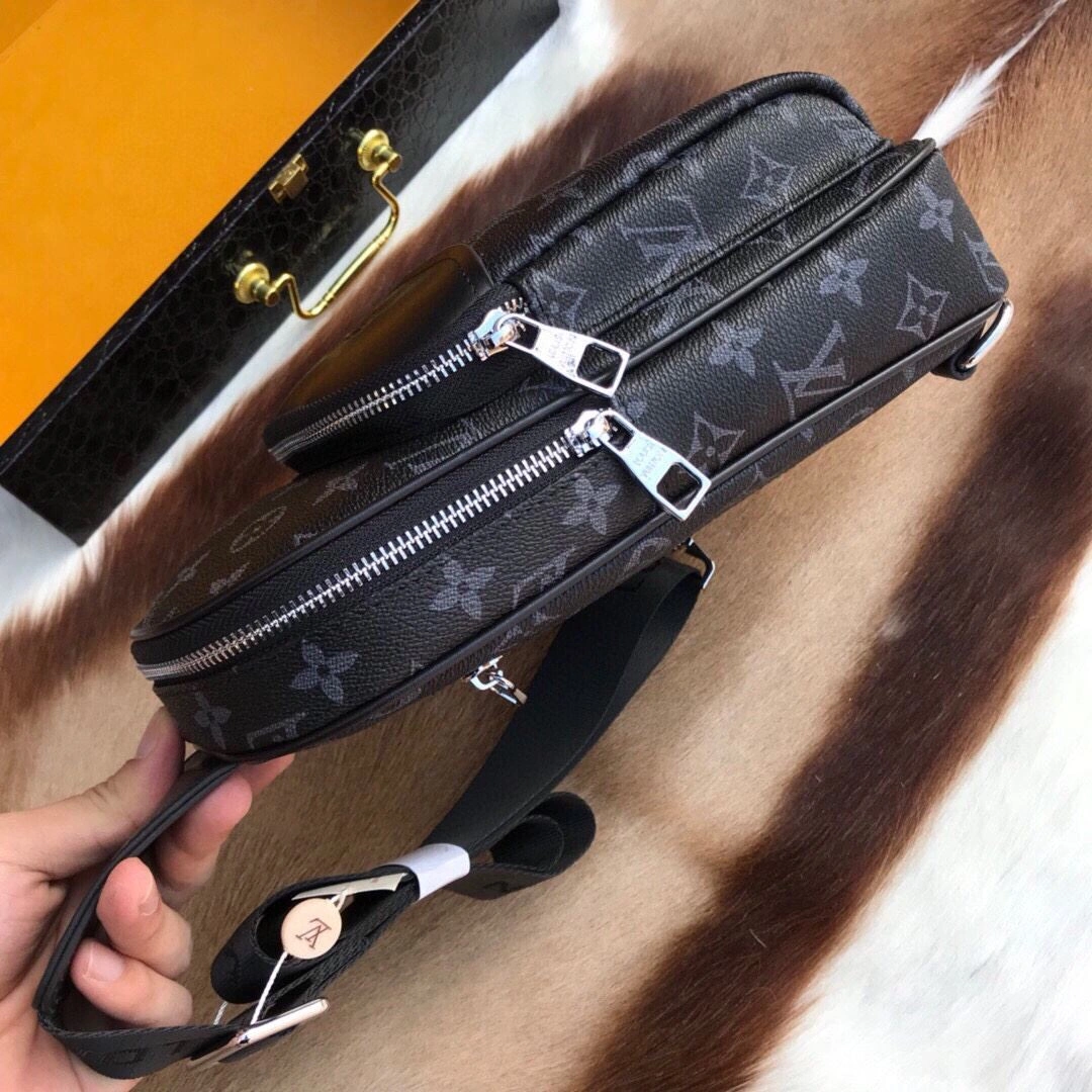 Factory-made Mens Louis Vuitton Waist Chest Packs