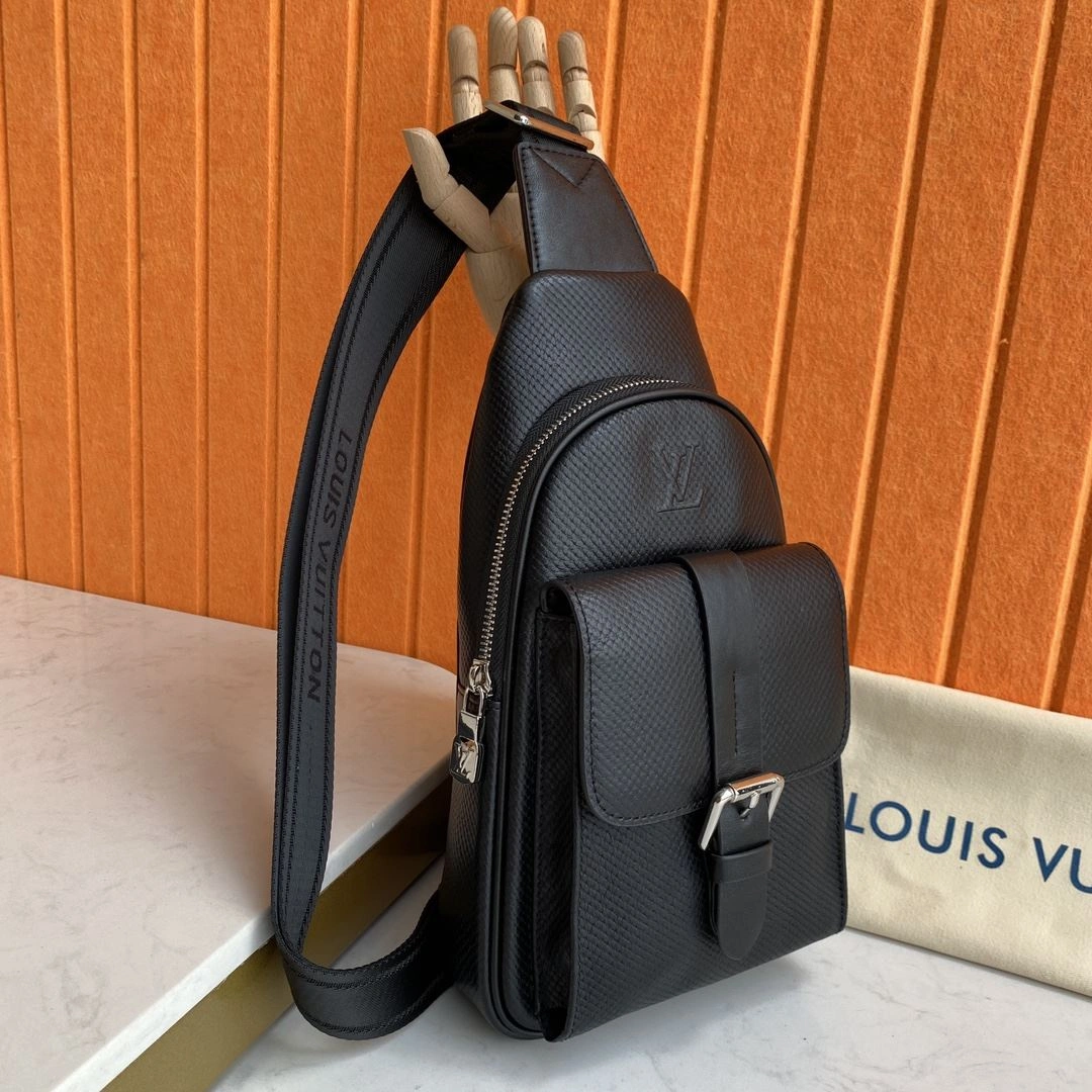 Top match Mens Louis Vuitton Waist Chest Packs