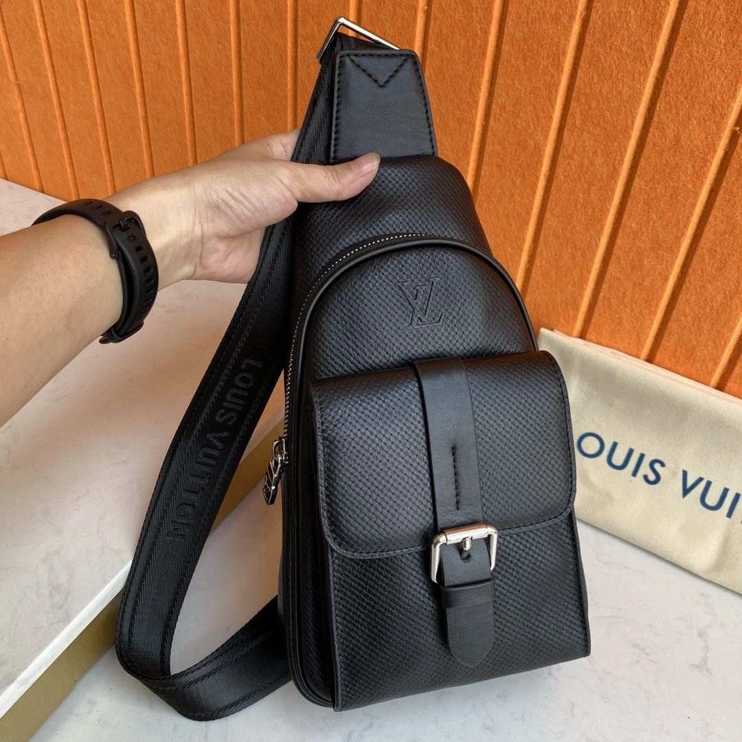 Top match Mens Louis Vuitton Waist Chest Packs