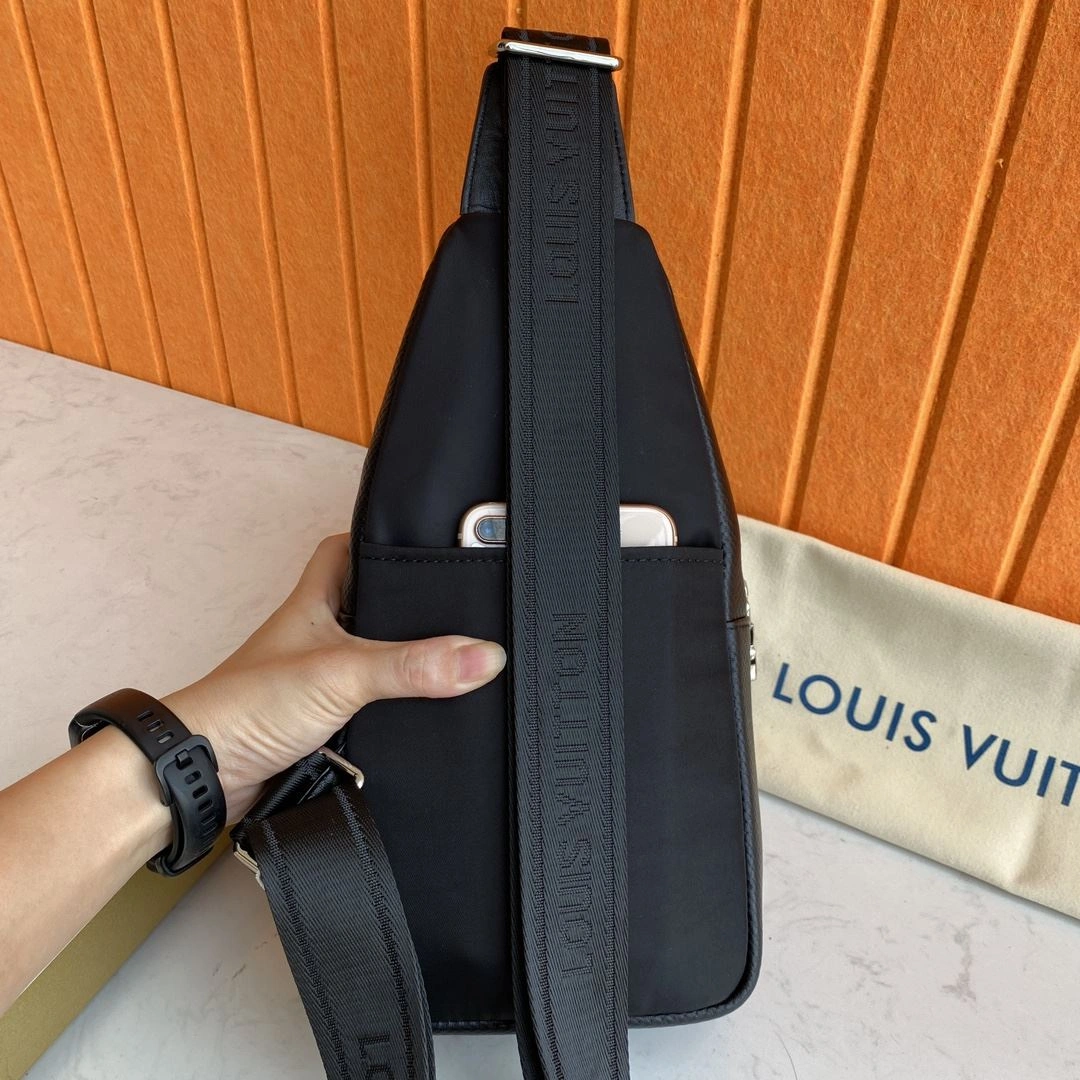 Top match Mens Louis Vuitton Waist Chest Packs
