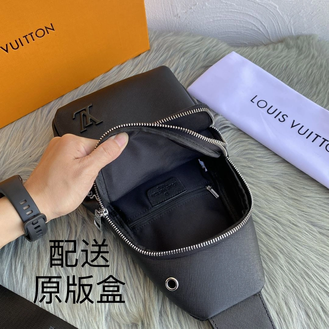 Mirror quality Mens Louis Vuitton Waist Chest Packs