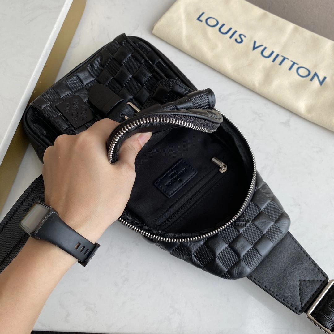 Value-priced Mens Louis Vuitton Waist Chest Packs