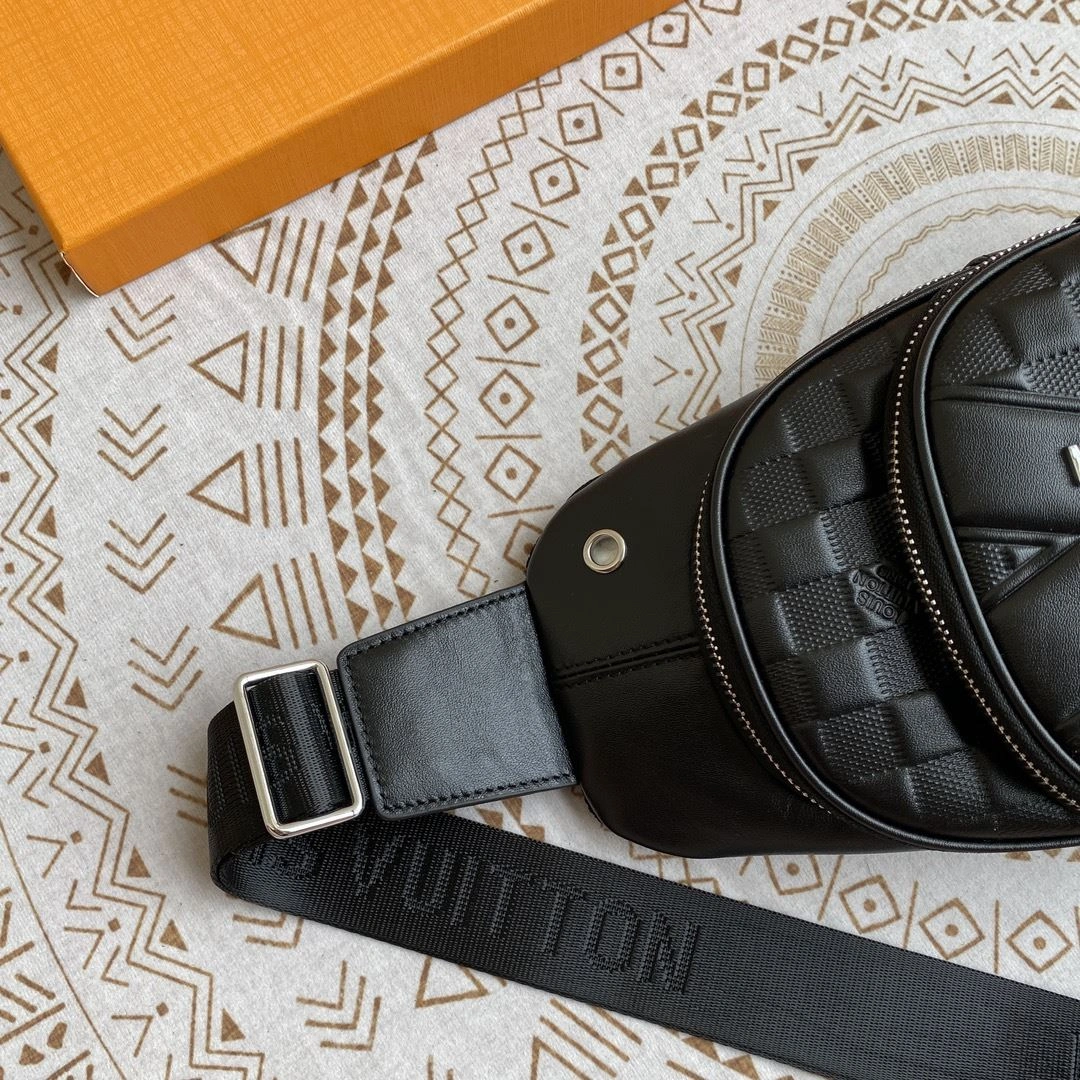 Low-cost Mens Louis Vuitton Waist Chest Packs
