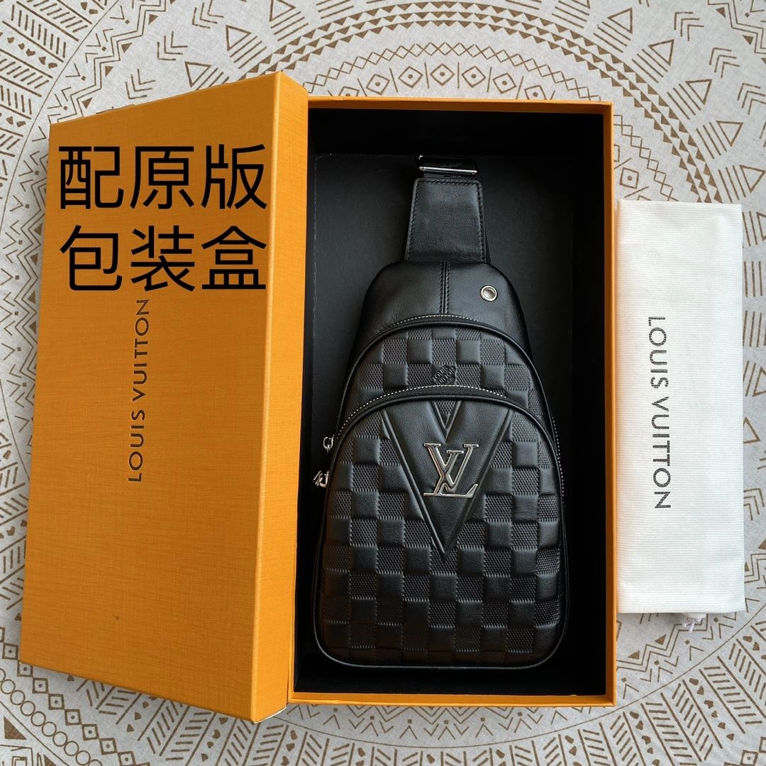 Low-cost Mens Louis Vuitton Waist Chest Packs