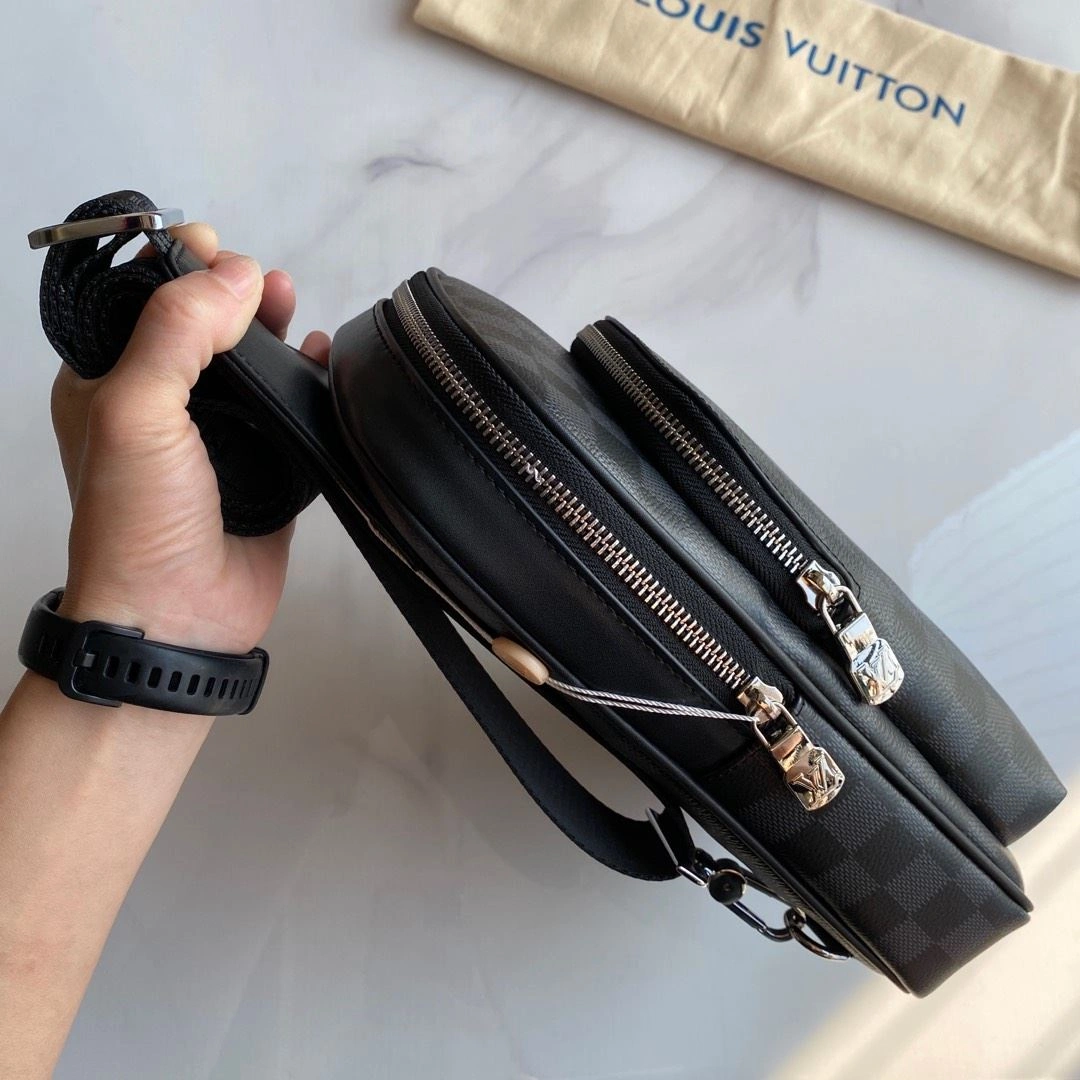 Cut-rate Mens Louis Vuitton Waist Chest Packs