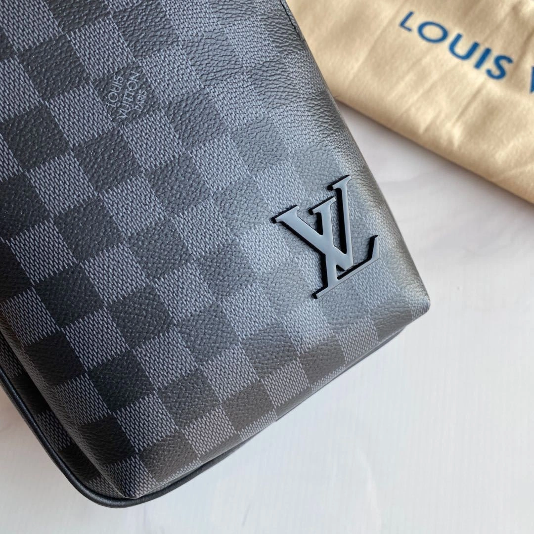 Cut-rate Mens Louis Vuitton Waist Chest Packs