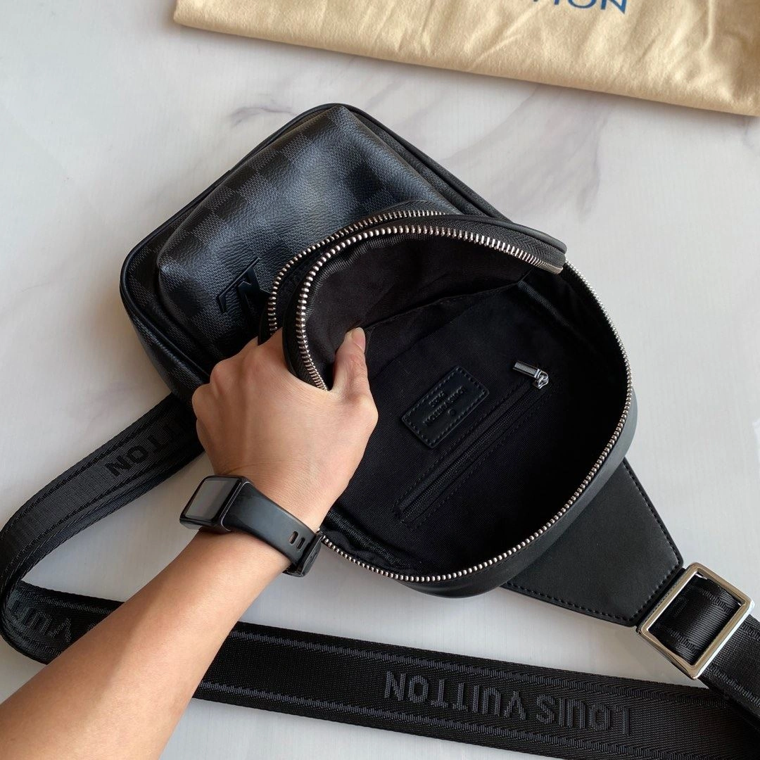 Cut-rate Mens Louis Vuitton Waist Chest Packs