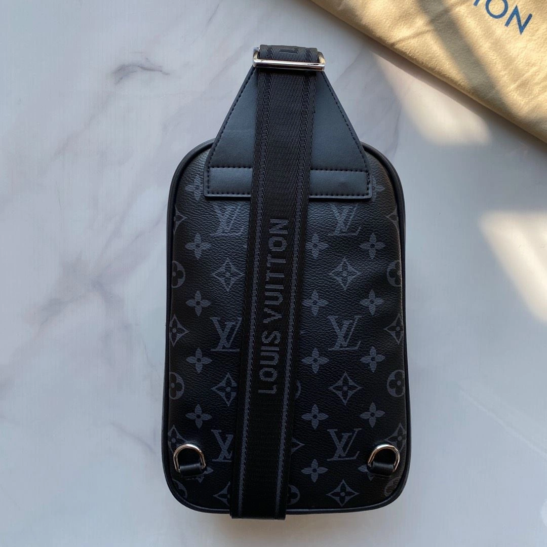 Inexpensive Mens Louis Vuitton Waist Chest Packs