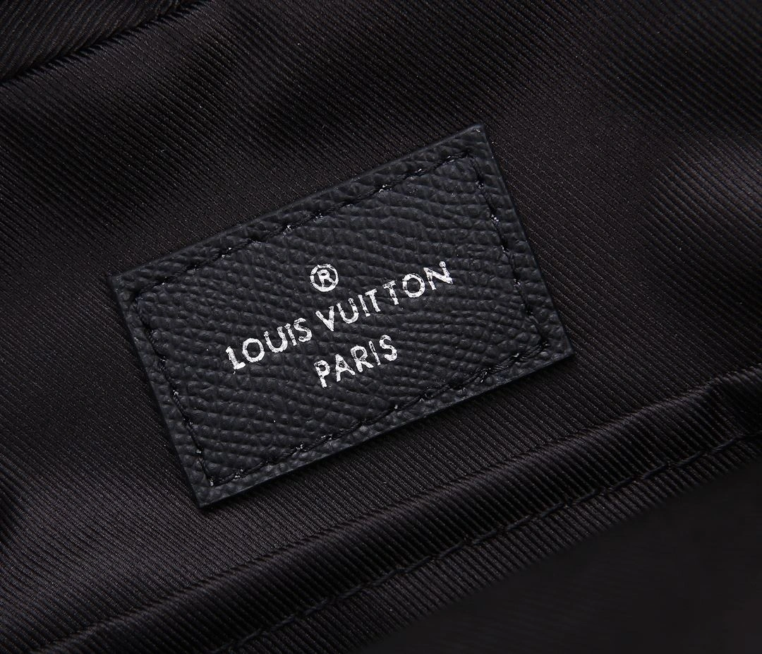 Inexpensive Mens Louis Vuitton Waist Chest Packs
