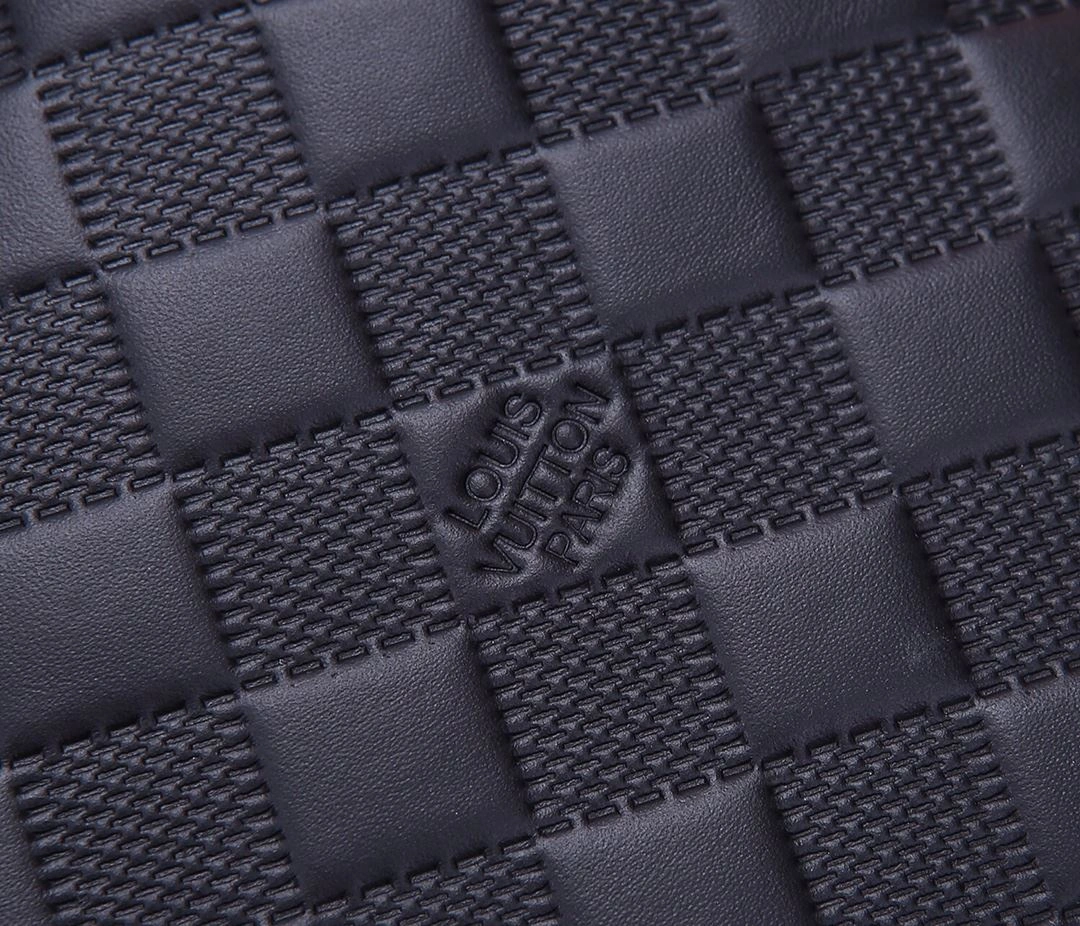 Value-priced Mens Louis Vuitton Waist Chest Packs