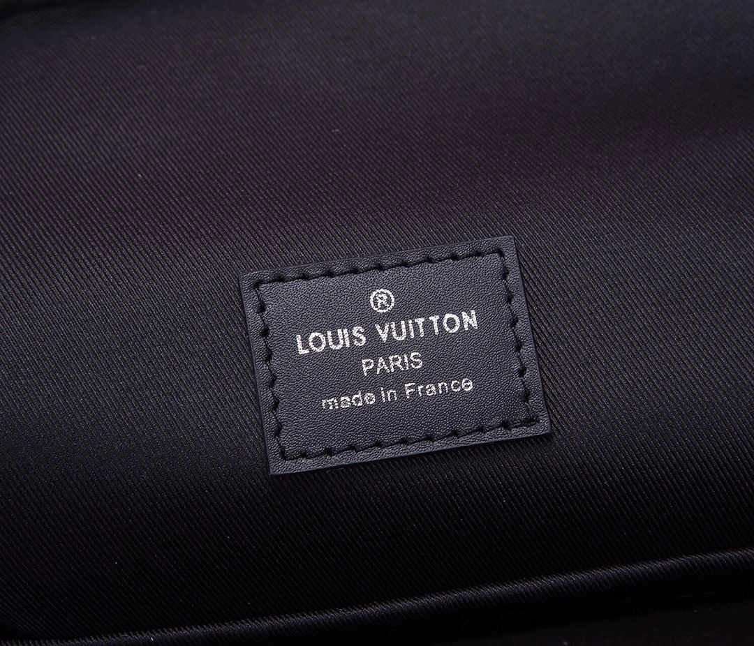 Value-priced Mens Louis Vuitton Waist Chest Packs