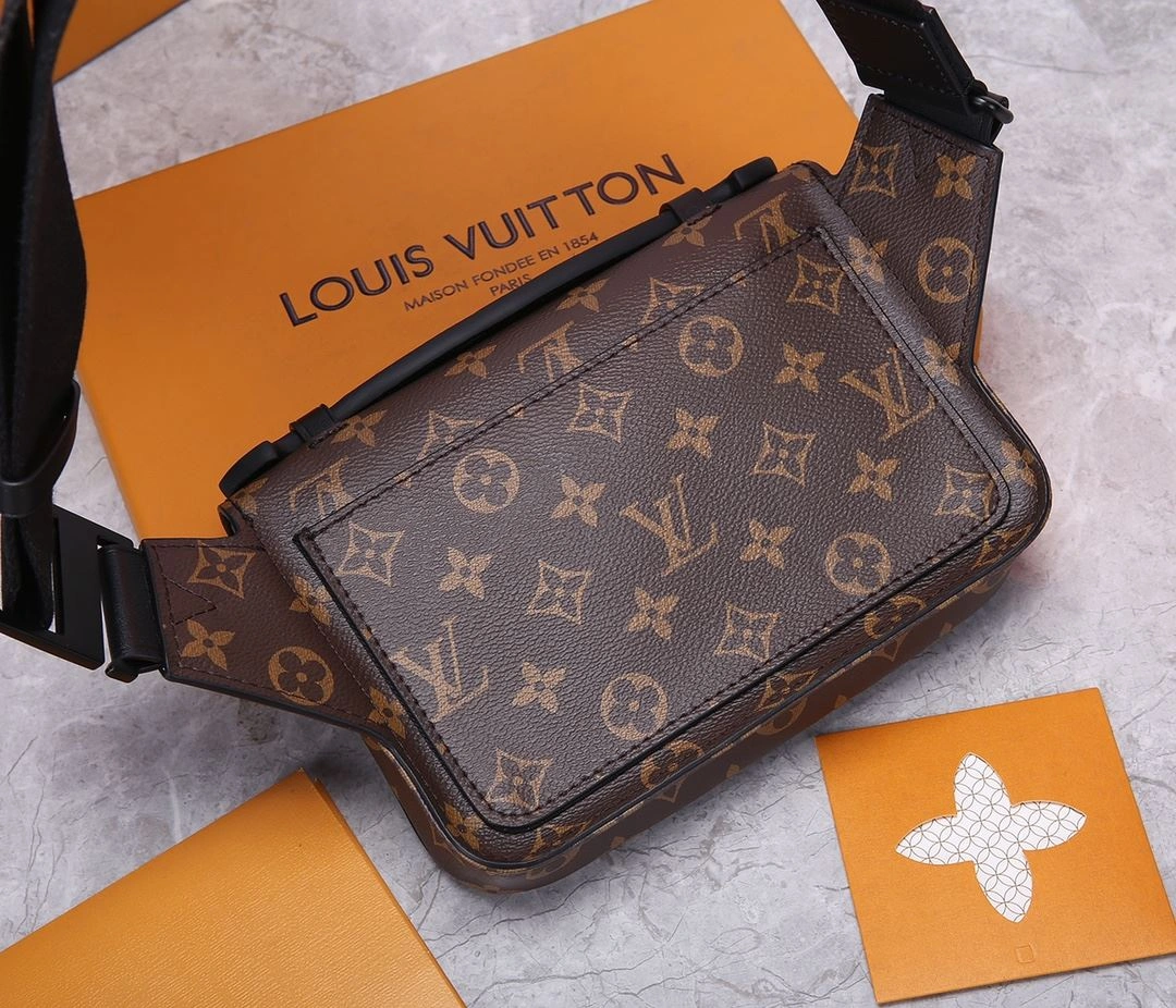 Affordable Mens Louis Vuitton Waist Chest Packs