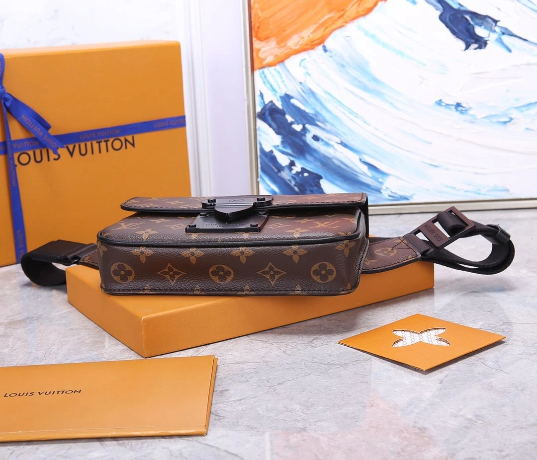 Affordable Mens Louis Vuitton Waist Chest Packs