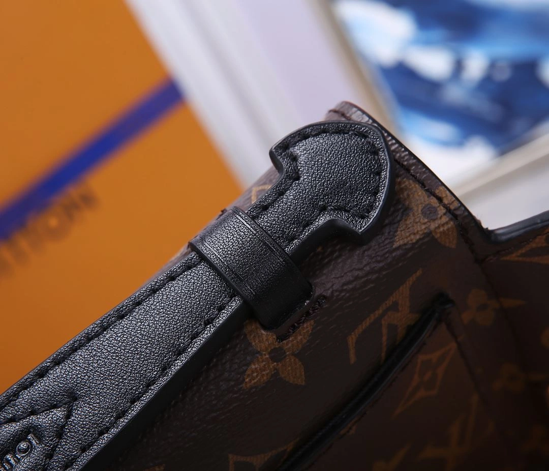Affordable Mens Louis Vuitton Waist Chest Packs