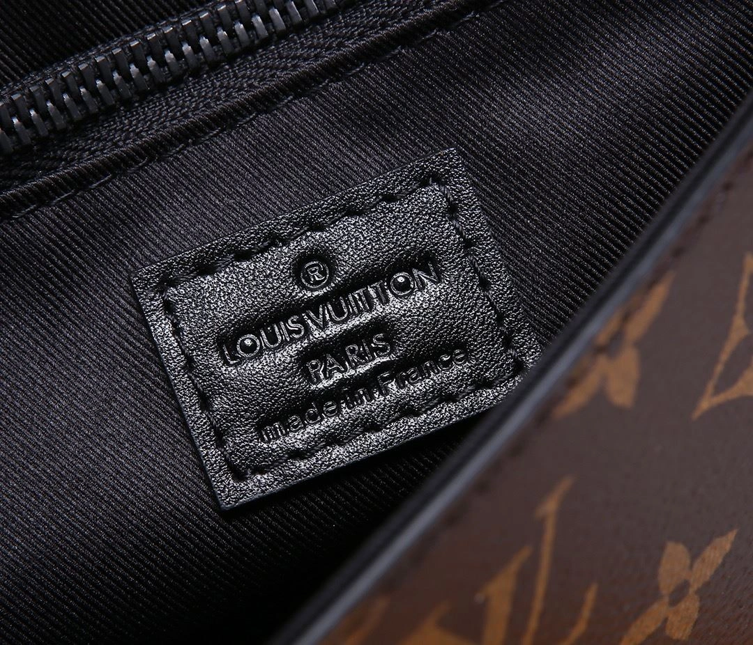 Affordable Mens Louis Vuitton Waist Chest Packs