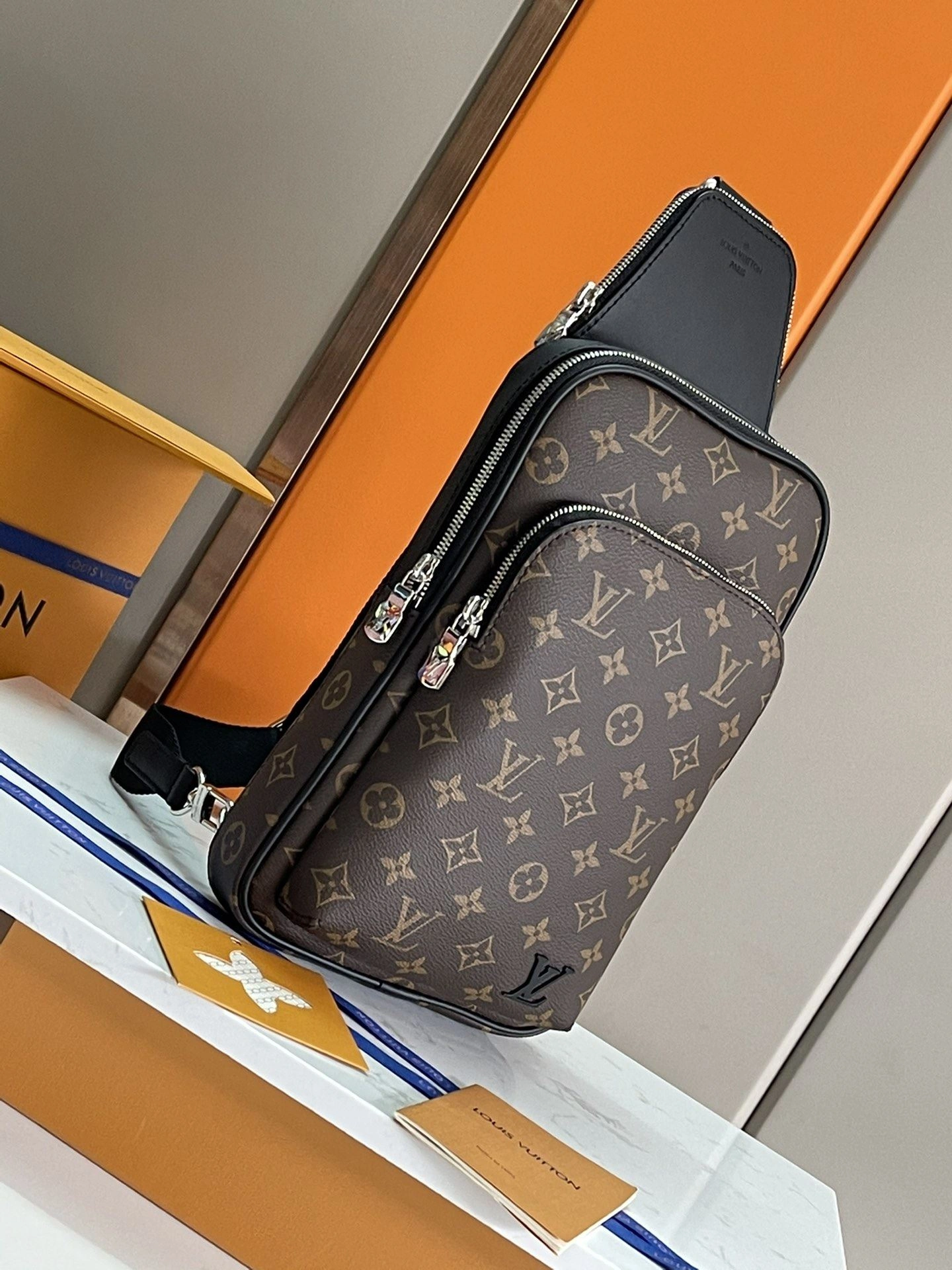 Accurate model Mens Louis Vuitton Waist Chest Packs